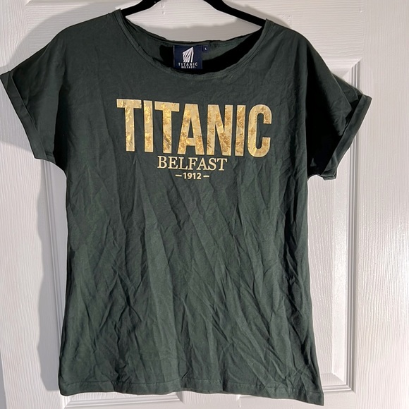 Tops | Titanic Belfast 1912 Green Tshirt Large | Poshmark